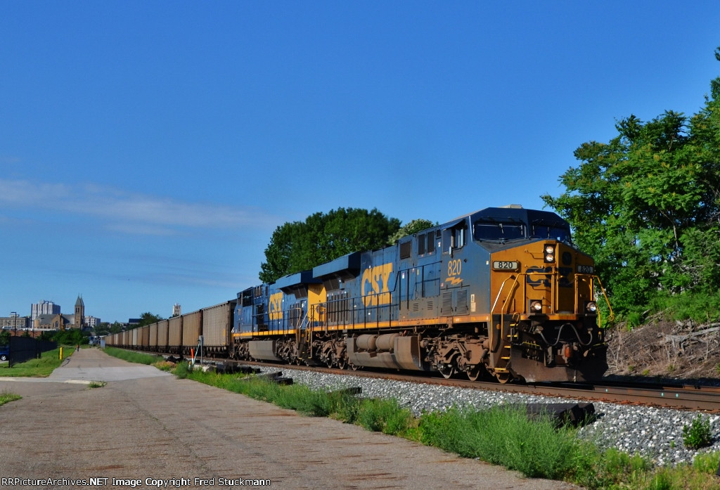 CSX 820